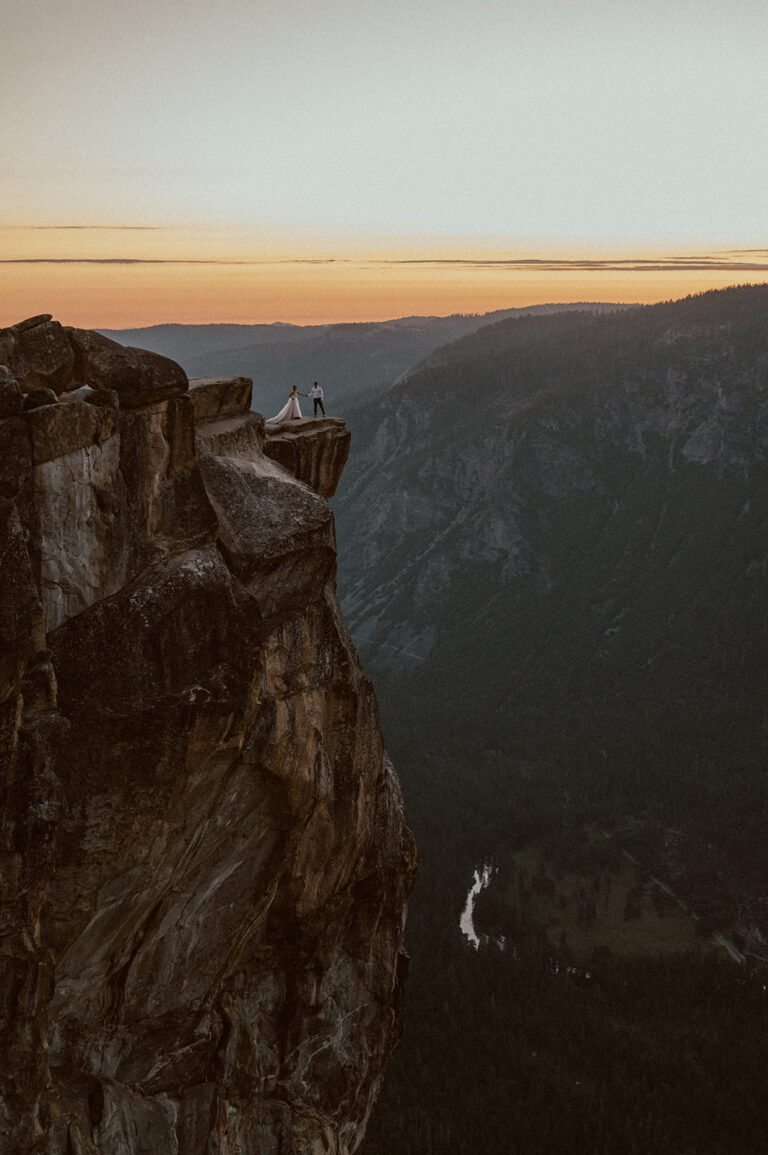 Dreamy Taft Point Elopement - storybkphotography.com